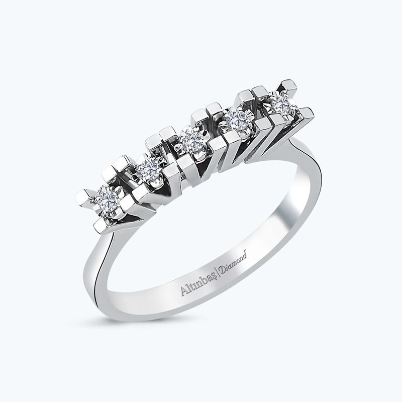 Pırlanta Beştaş Yüzük