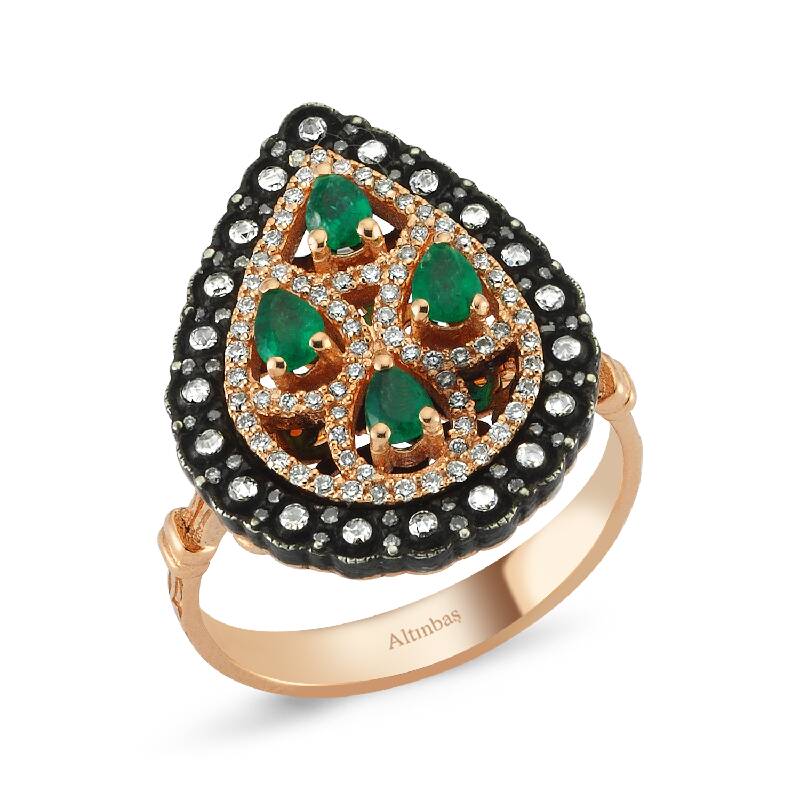 Elmas Zümrüt Yüzük