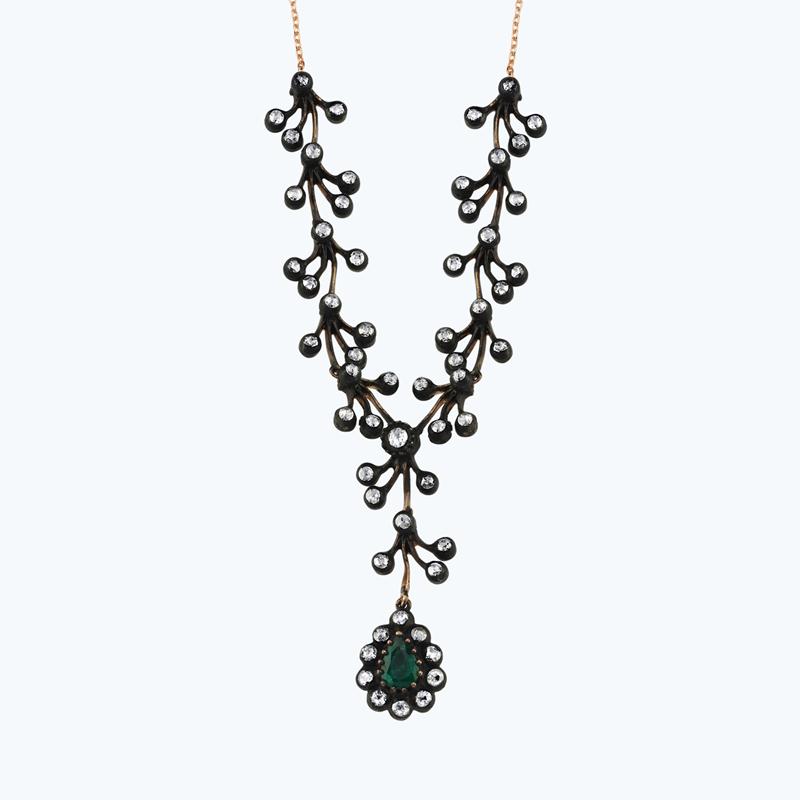 Elmas Zümrüt Kolye